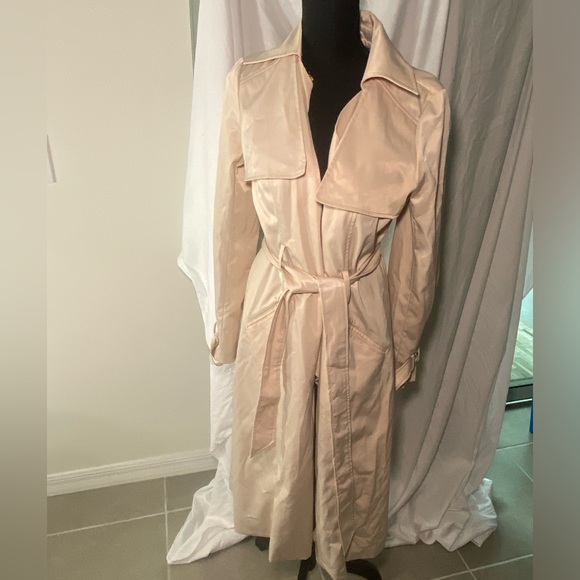 Gabrielle | Jackets & Coats | Gabrielle Union Trench Coat Size Small ...